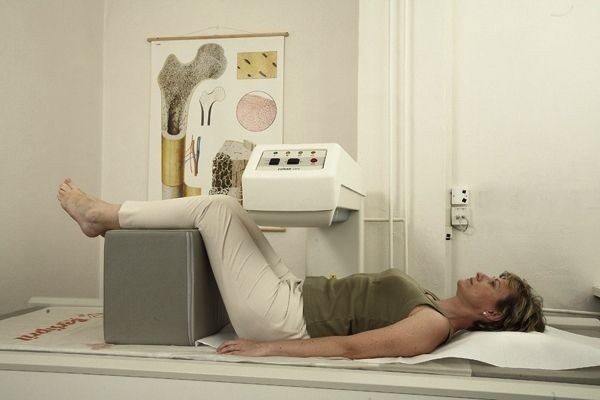 Víte, co je osteopenie a jak souvisí s osteoporózou? | uLékaře.cz